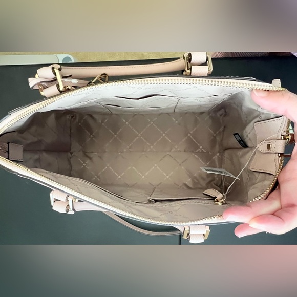 MICHAEL Michael Kors | Bags | Brand New Michael Kors Ciara Large ...